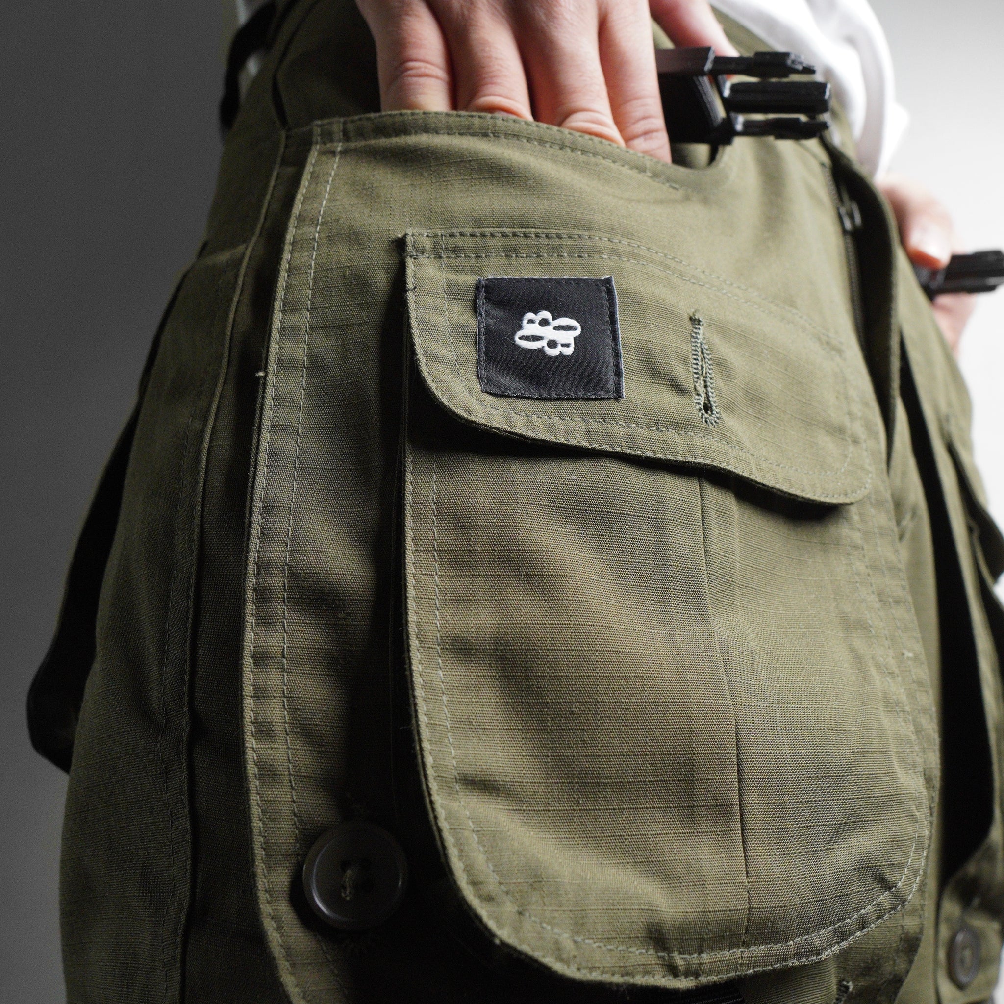 OLIVE RIPSTOP CARGOS - Premium Oversized Cargos – BLUORNG